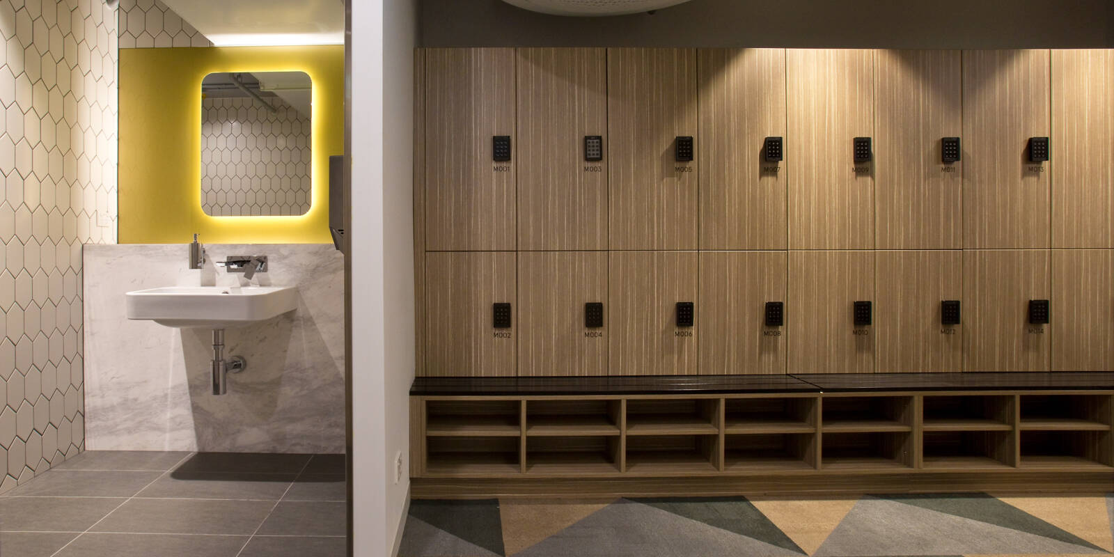 222 Exhibition Street End-Of-Trip Facility by Lockin Lockers